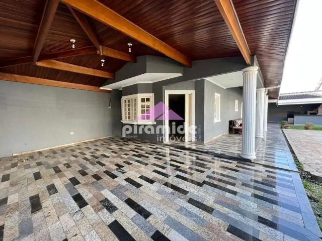 Casa / Sobrado para Locação em Jacareí/SP Loteamento Villa Branca 4 Quartos