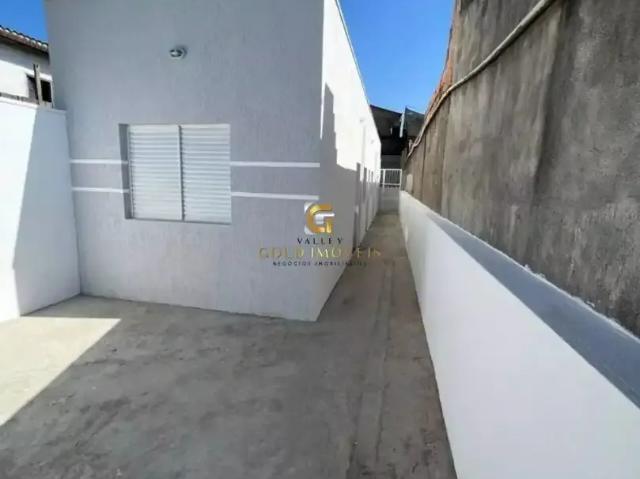 Casa / Sobrado para Locação em Jacareí/SP Parque Imperial 2 Quartos