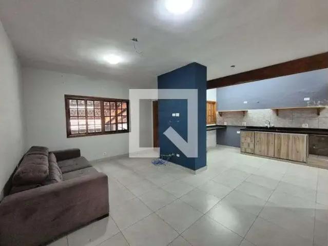 Casa / Sobrado para Locação em Jacareí/SP Vila Branca 2 Quartos