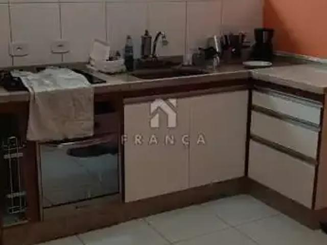 Casa / Sobrado para Locação em Jacareí/SP Vila Machado 3 Quartos