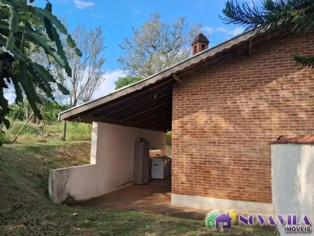 Casa / Sobrado para Locação em Jaguariúna/SP Núcleo Urbano Bom Jardim 2 Quartos