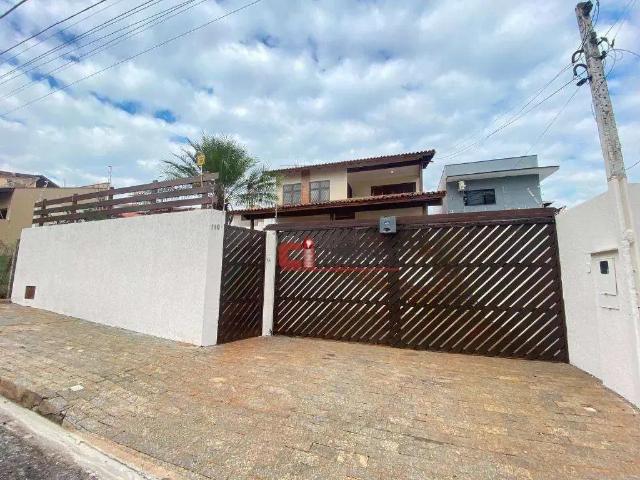 Casa / Sobrado para Locação em Jaguariúna/SP Centro 3 Quartos