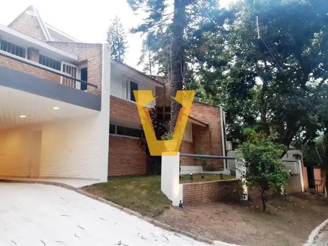 Casa / Sobrado para Locação em Jandira/SP Altos de São Fernando 4 Quartos