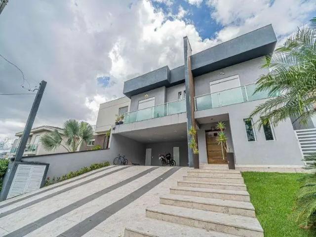 Casa / Sobrado para Locação em Jandira/SP Jardim do Golf I 4 Quartos