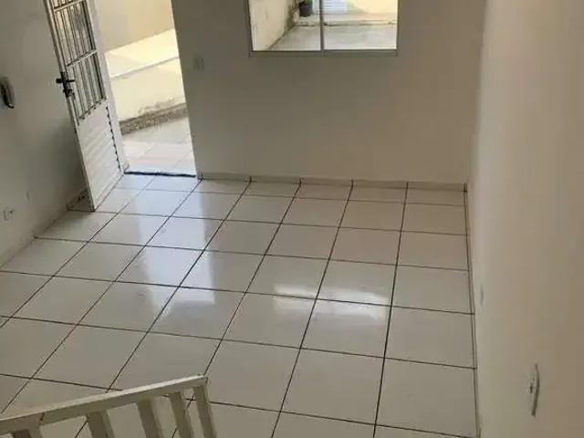 Casa / Sobrado para Locação em Jandira/SP Vila Santa Rosa 2 Quartos