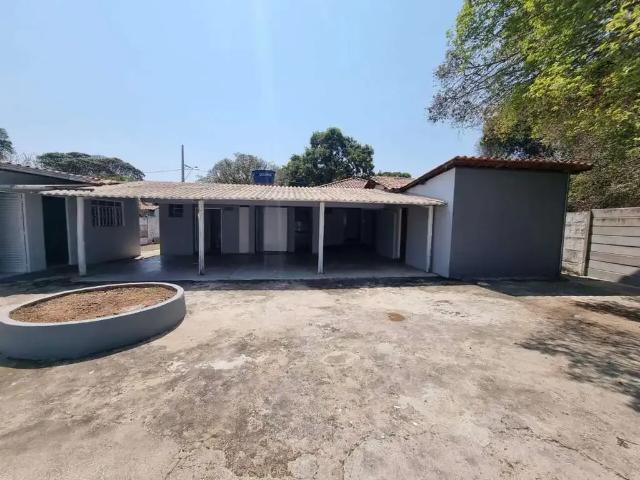 Casa / Sobrado para Locação em Juatuba/MG Centro
