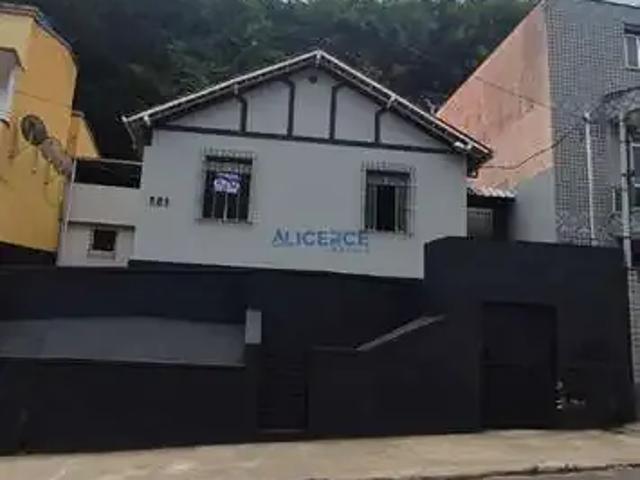 Casa / Sobrado para Locação em Juiz de Fora/MG Grajaú 4 Quartos