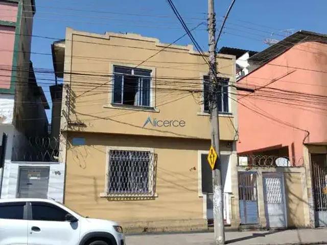 Casa / Sobrado para Locação em Juiz de Fora/MG Mariano Procópio 2 Quartos