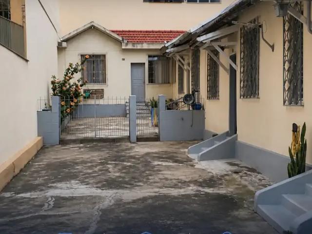 Casa / Sobrado para Locação em Juiz de Fora/MG São Mateus 2 Quartos