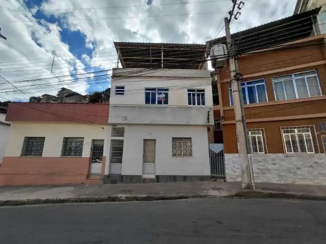 Casa / Sobrado para Locação em Juiz de Fora/MG São Bernardo 3 Quartos