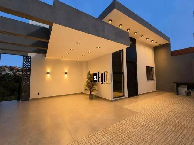 Casa / Sobrado para Locação em Juiz de Fora/MG São Pedro 3 Quartos