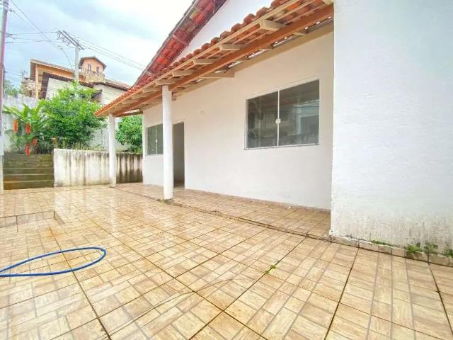 Casa / Sobrado para Locação em Juiz de Fora/MG São Pedro 4 Quartos