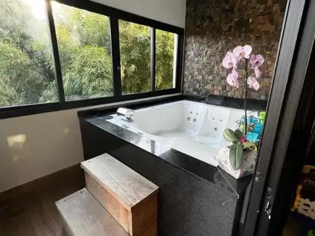 Casa / Sobrado para Locação em Jundiaí/SP Jardim da Serra 5 Quartos