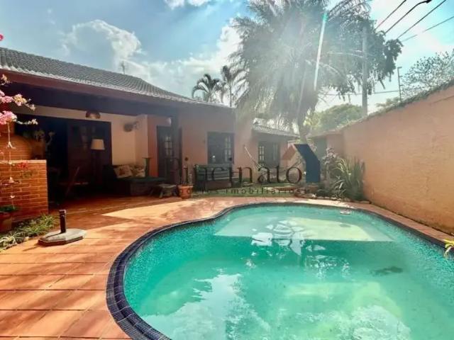 Casa / Sobrado para Locação em Jundiaí/SP Jardim das Samambaias 5 Quartos