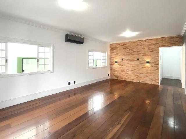 Casa / Sobrado para Locação em Jundiaí/SP Jardim das Samambaias 3 Quartos