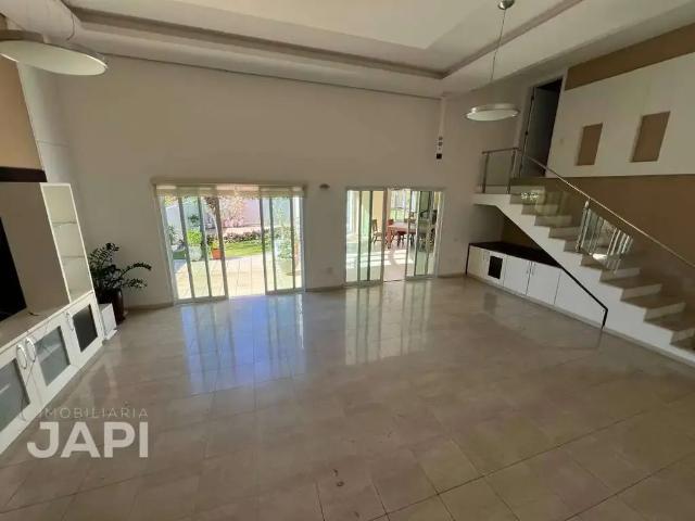 Casa / Sobrado para Locação em Jundiaí/SP Jardim Novo Mundo 4 Quartos