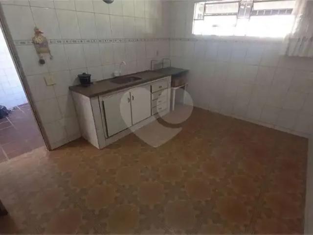 Casa / Sobrado para Locação em Jundiaí/SP Jardim Pacaembu 2 Quartos