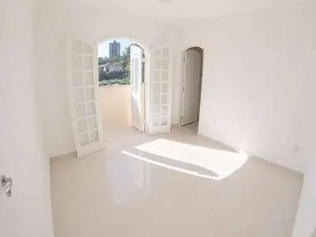 Casa / Sobrado para Locação em Jundiaí/SP Parque Brasília 3 Quartos