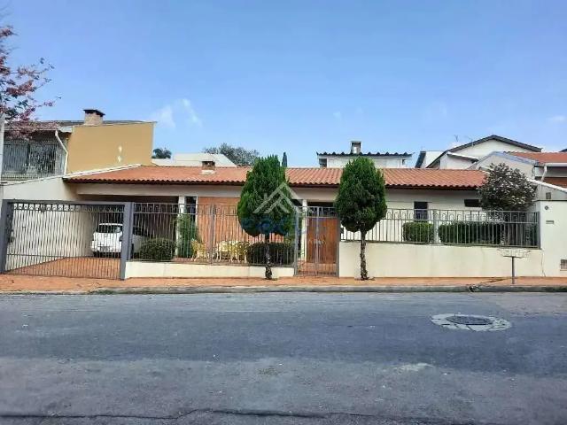 Casa / Sobrado para Locação em Jundiaí/SP Parque do Colégio 4 Quartos