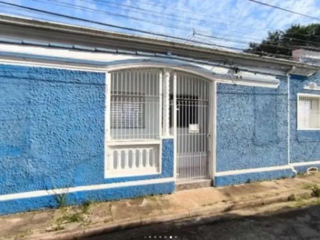 Casa / Sobrado para Locação em Jundiaí/SP Vila Argos Nova 2 Quartos