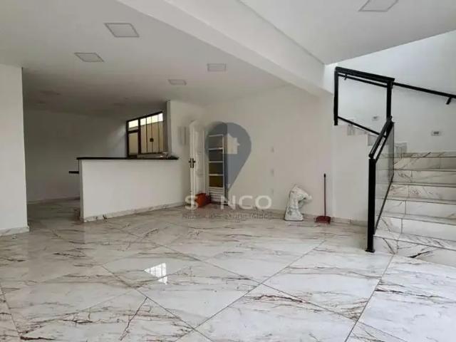 Casa / Sobrado para Locação em Jundiaí/SP Vila Galvão 4 Quartos