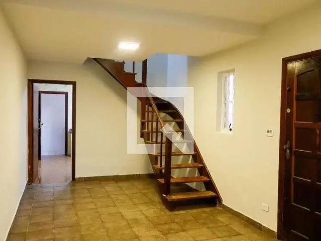 Casa / Sobrado para Locação em Osasco/SP Centro 2 Quartos