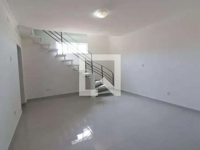Casa / Sobrado para Locação em Osasco/SP Centro 2 Quartos