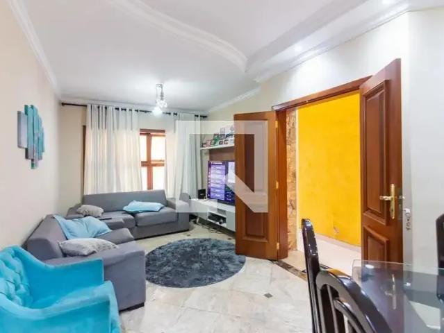 Casa / Sobrado para Locação em Osasco/SP Centro 4 Quartos