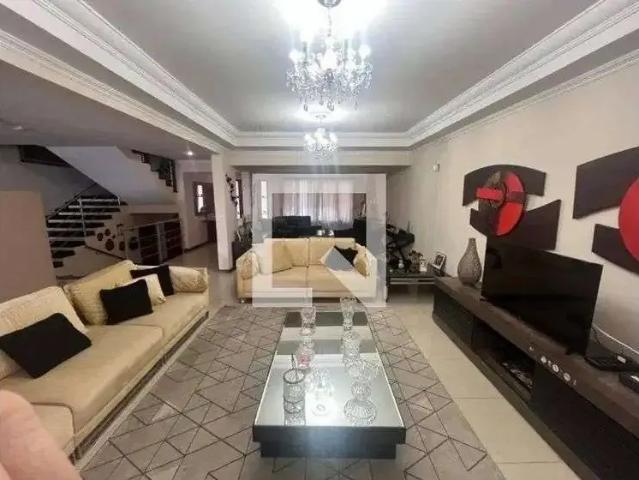 Casa / Sobrado para Locação em Osasco/SP Adalgisa 5 Quartos