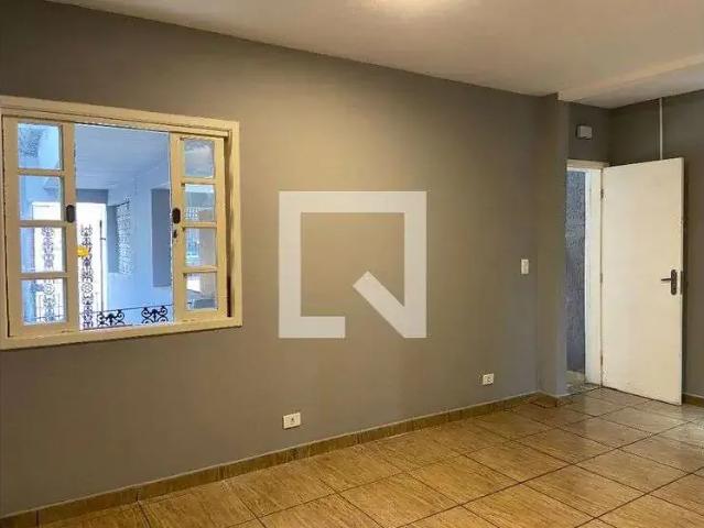 Casa / Sobrado para Locação em Osasco/SP Ayrosa 2 Quartos
