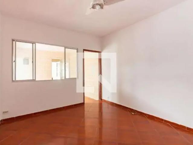 Casa / Sobrado para Locação em Osasco/SP Bandeiras 2 Quartos