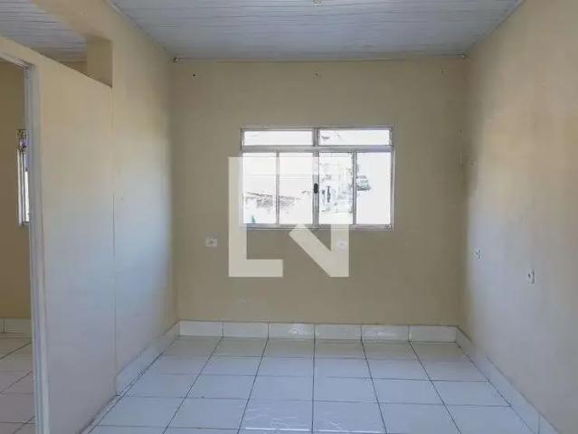 Casa / Sobrado para Locação em Osasco/SP Helena Maria 2 Quartos