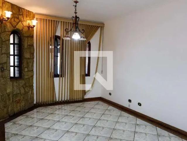 Casa / Sobrado para Locação em Osasco/SP Jaguaribe 3 Quartos