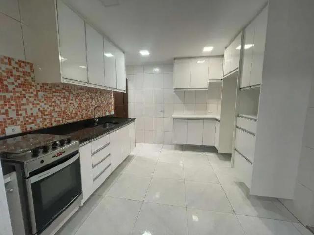 Casa / Sobrado para Locação em Osasco/SP Jardim D'Abril 3 Quartos