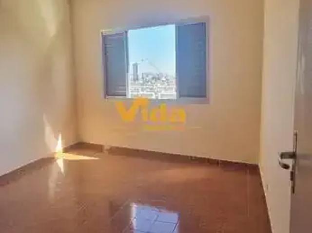 Casa / Sobrado para Locação em Osasco/SP Jardim das Flores 2 Quartos