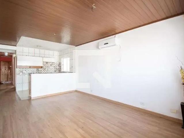 Casa / Sobrado para Locação em Osasco/SP Jardim Roberto 1 Quartos