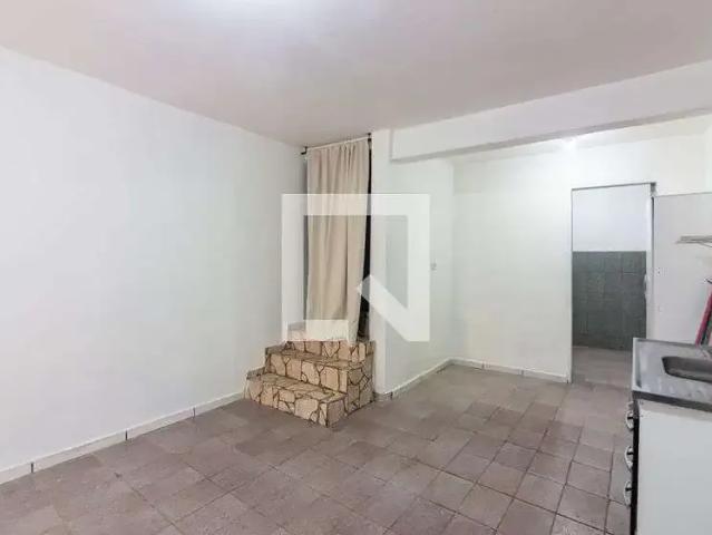 Casa / Sobrado para Locação em Osasco/SP Santa Maria 1 Quartos