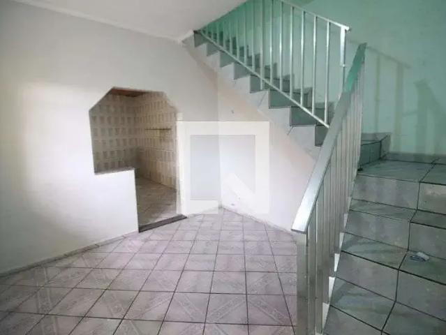 Casa / Sobrado para Locação em Osasco/SP Padroeira 1 Quartos