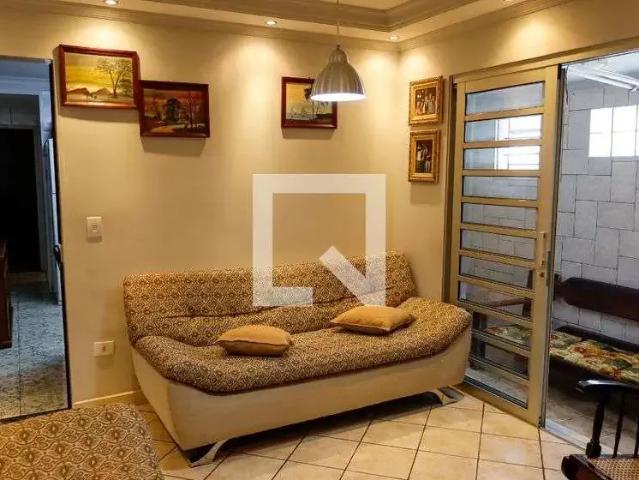 Casa / Sobrado para Locação em Osasco/SP Padroeira 3 Quartos