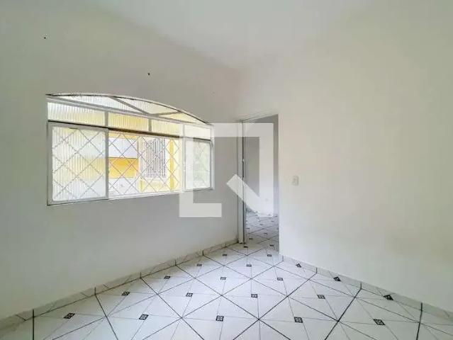 Casa / Sobrado para Locação em Osasco/SP Quitaúna 2 Quartos