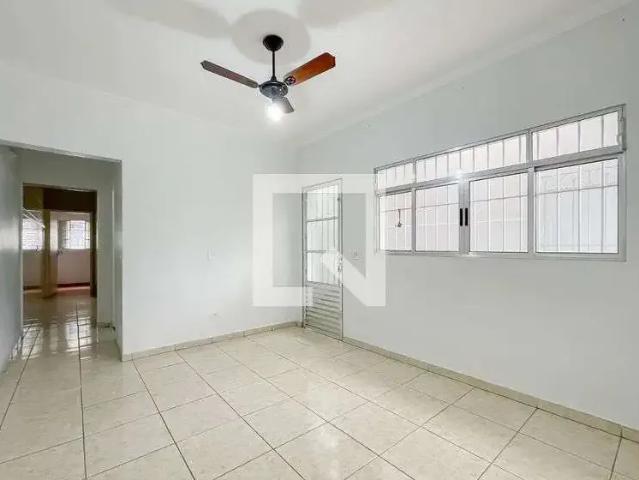Casa / Sobrado para Locação em Osasco/SP Veloso 2 Quartos