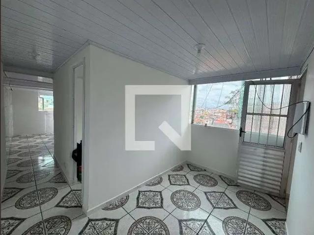 Casa / Sobrado para Locação em Osasco/SP Veloso 2 Quartos