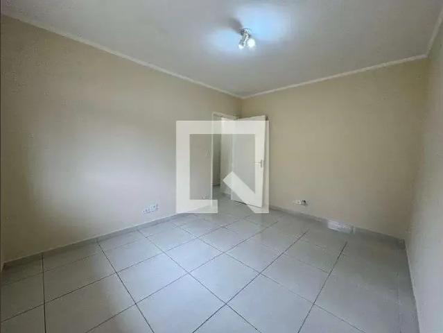 Casa / Sobrado para Locação em Osasco/SP Vila Yara 3 Quartos