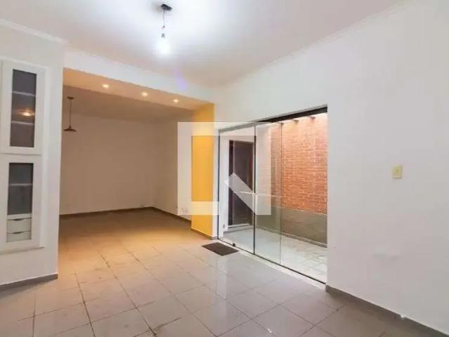 Casa / Sobrado para Locação em Osasco/SP Vila Yara 6 Quartos