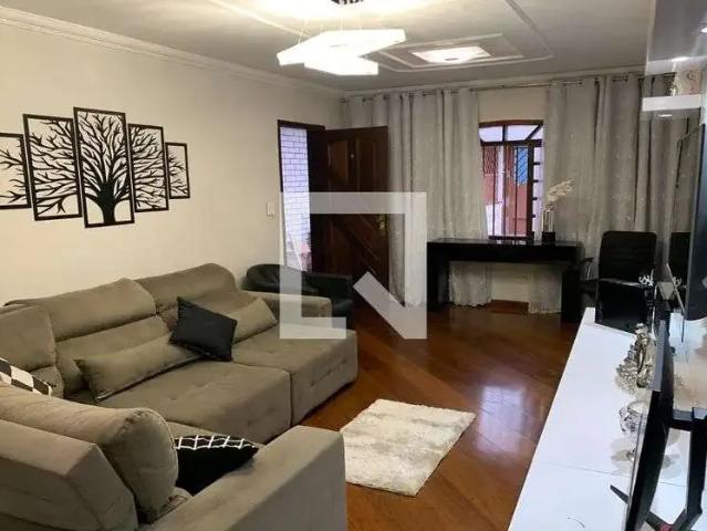 Casa / Sobrado para Locação em Osasco/SP Vila Yolanda 3 Quartos