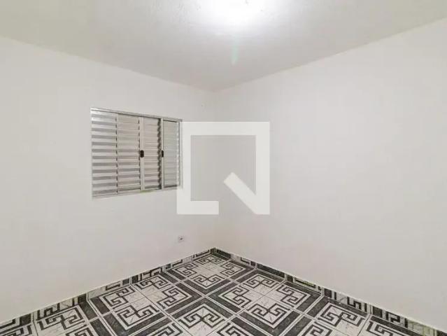 Casa / Sobrado para Locação em Osasco/SP Vila Menck 1 Quartos