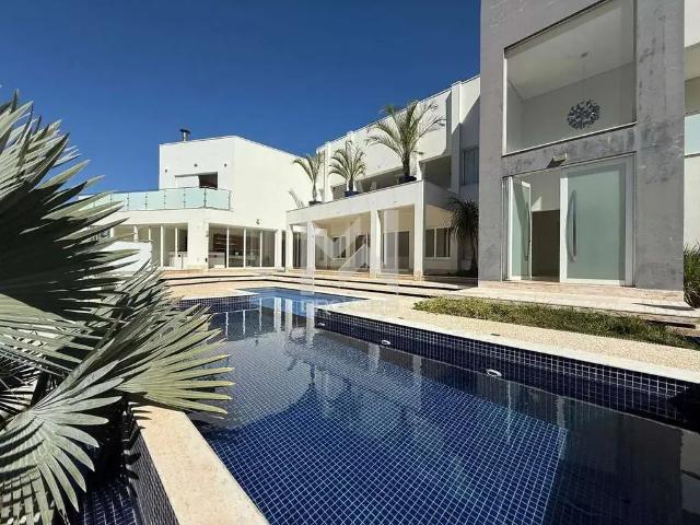 Casa / Sobrado para Locação em Louveira/SP Vilagge Capricio 4 Quartos