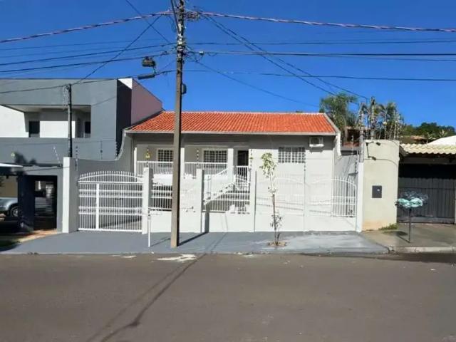Casa / Sobrado para Locação em Londrina/PR Universitário 3 Quartos