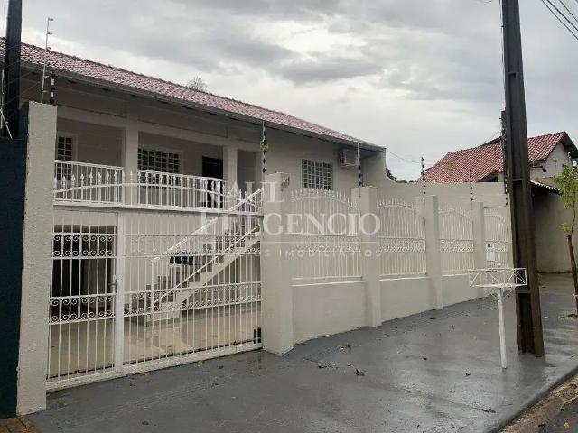 Casa / Sobrado para Locação em Londrina/PR Universitário 3 Quartos