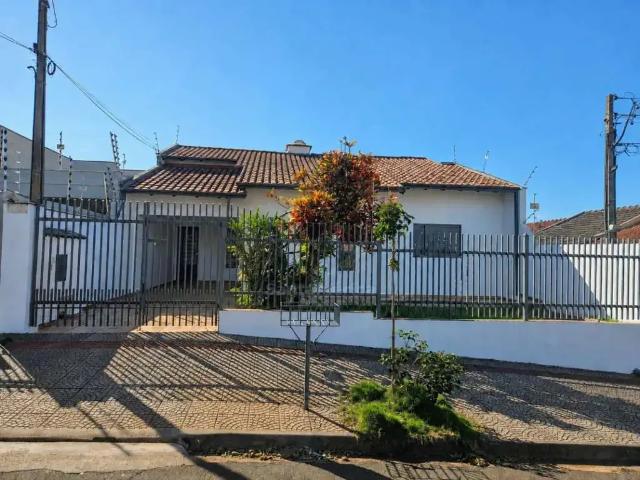 Casa / Sobrado para Locação em Londrina/PR Vila Balarotti 3 Quartos